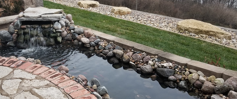Different Types of Landscaping Stones for Your Yard